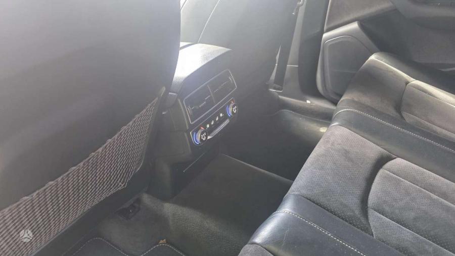 Balts Audi Q7 2015 Kauņa, ar dzinēja tilpumu 3.00 L un nobraukumu 220 tūkst. km par 21000 €, foto 18 vietnē AUTOMOTO.COM.LV