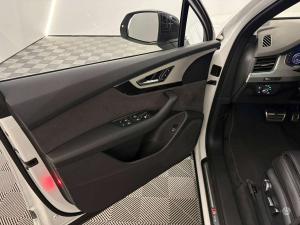 White Audi Q7 2015 in Marijampole, with an engine capacity of 2.97 L and mileage of 214 thousand km for 24750 €, photo 34 on AUTOMOTO.COM.LV