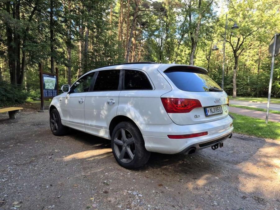 Белый Ауди Ку 7 2015 в Паланга, объемом двигателя 3.00 л и пробегом 233 тыс. км за 12000 €, фото 6 на AUTOMOTO.COM.LV