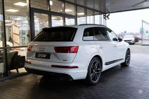 White Audi Q7 2016 in Vilnius, with an engine capacity of 2.97 L and mileage of 194 thousand km for 26900 €, photo 7 on AUTOMOTO.COM.LV