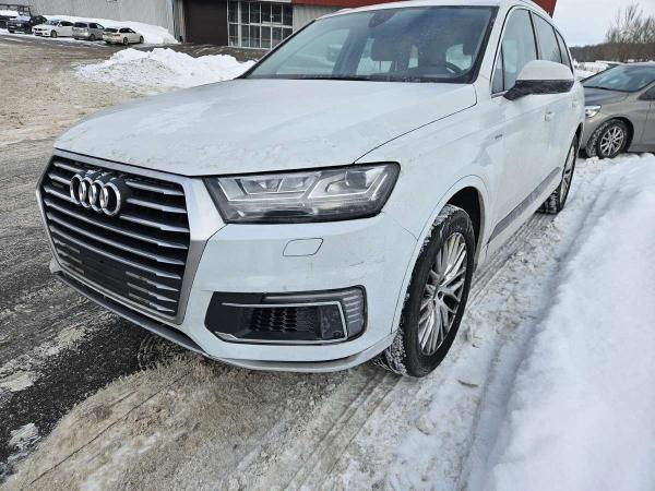 White Audi Q7 2016 in Siauliai, with an engine capacity of 3.00 L and mileage of 187 thousand km for 12900 €, photo 2 on AUTOMOTO.COM.LV