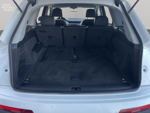 White Audi Q7 2016 in Vilnius, with an engine capacity of 3.00 L and mileage of 291 thousand km for 12999 €, photo 10 on AUTOMOTO.COM.LV