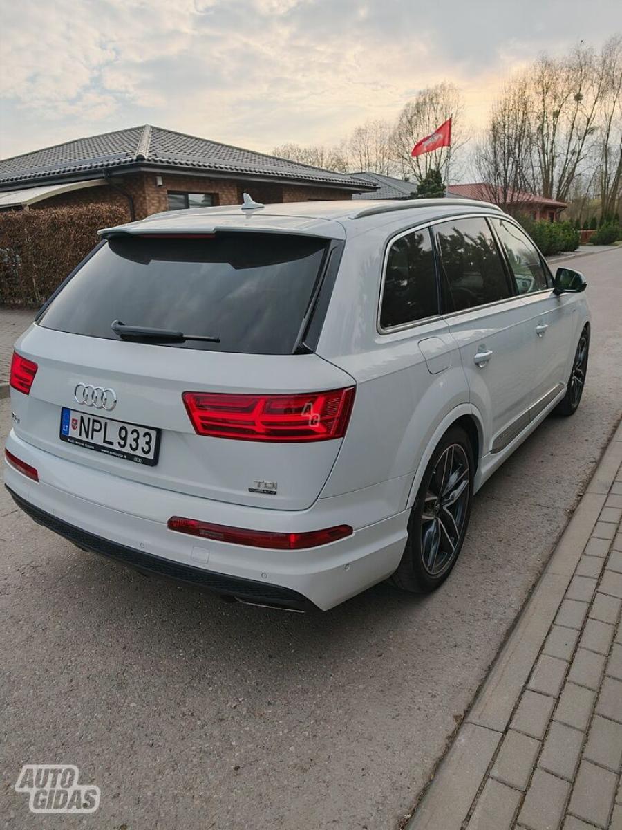White Audi Q7 2016 in Kaunas, with an engine capacity of 3.00 L and mileage of 227 thousand km for 27000 €, photo 5 on AUTOMOTO.COM.LV