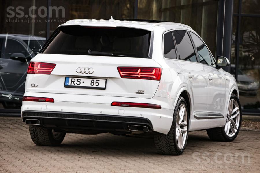 White Audi Q7 2016 in Riga, with an engine capacity of 3.00 L and mileage of 210 thousand km for 28900 €, photo 6 on AUTOMOTO.COM.LV