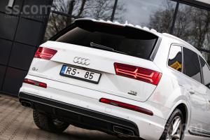 White Audi Q7 2016 in Riga, with an engine capacity of 3.00 L and mileage of 210 thousand km for 28900 €, photo 9 on AUTOMOTO.COM.LV