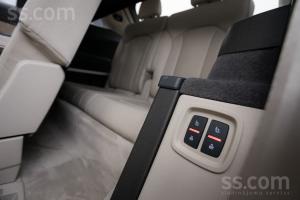 White Audi Q7 2016 in Riga, with an engine capacity of 3.00 L and mileage of 210 thousand km for 28900 €, photo 26 on AUTOMOTO.COM.LV