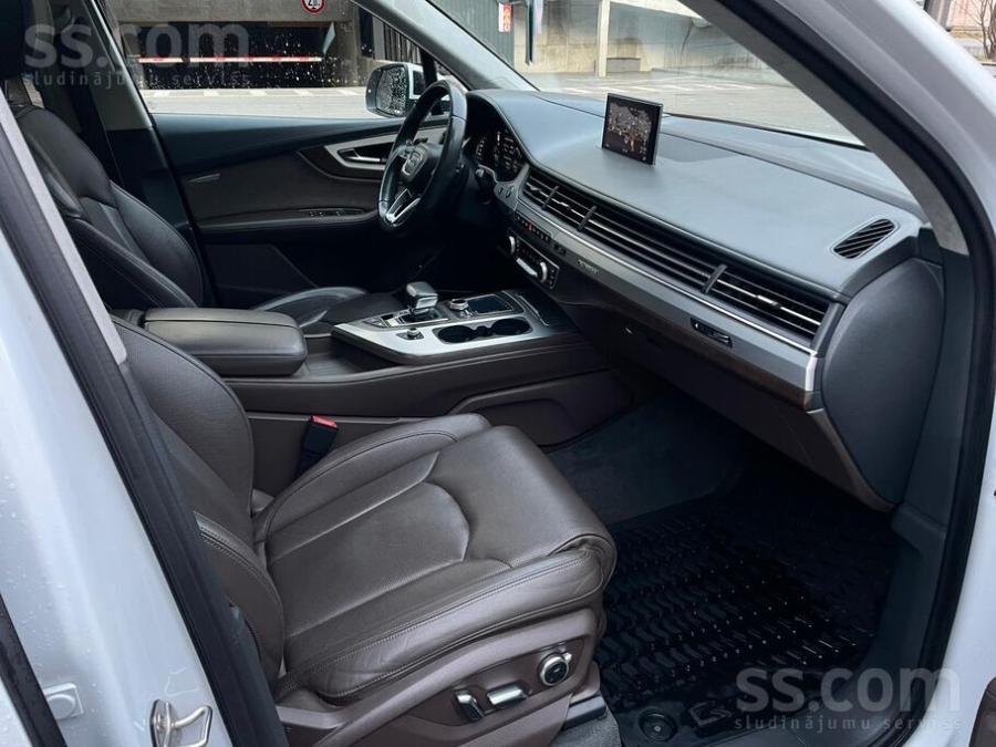 Balts Audi Q7 2016 Rīga, ar dzinēja tilpumu 3.00 L un nobraukumu 308 tūkst. km par 25000 €, foto 7 vietnē AUTOMOTO.COM.LV