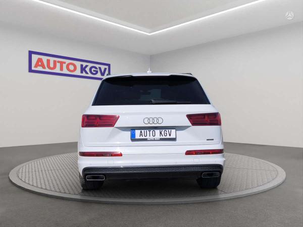 White Audi Q7 2016 in Vilnius, with an engine capacity of 3.00 L and mileage of 262 thousand km for 26999 €, photo 4 on AUTOMOTO.COM.LV