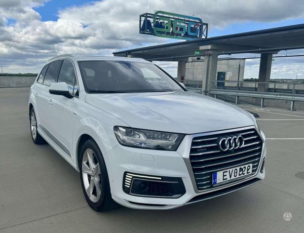 Balts Audi Q7 2016 Viļņa, ar dzinēja tilpumu 2.97 L un nobraukumu 221 tūkst. km par 30000 €, foto 1 vietnē AUTOMOTO.COM.LV