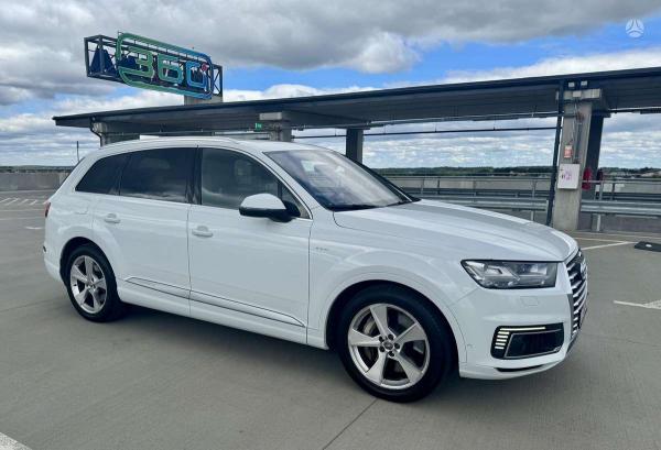 Balts Audi Q7 2016 Viļņa, ar dzinēja tilpumu 2.97 L un nobraukumu 221 tūkst. km par 30000 €, foto 2 vietnē AUTOMOTO.COM.LV