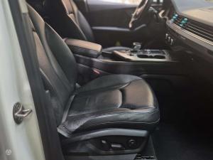 White Audi Q7 2016 in Vilnius, with an engine capacity of 2.97 L and mileage of 136 thousand km for 22999 €, photo 18 on AUTOMOTO.COM.LV