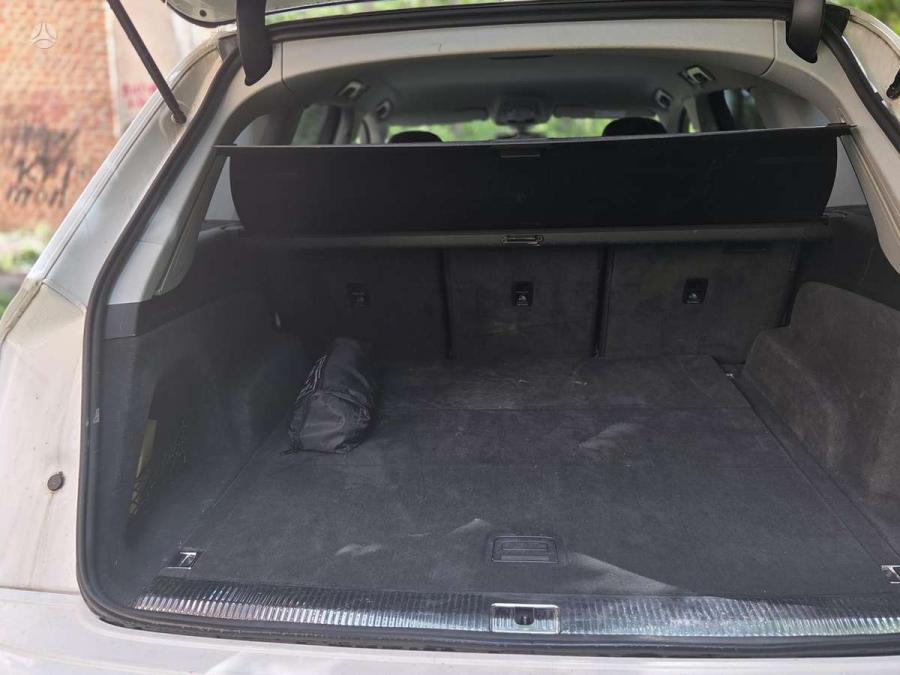 White Audi Q7 2016 in Vilnius, with an engine capacity of 2.97 L and mileage of 136 thousand km for 22999 €, photo 20 on AUTOMOTO.COM.LV