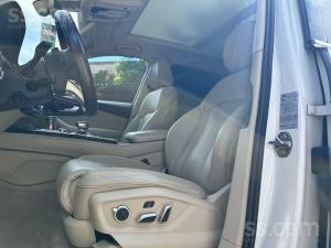 White Audi Q7 2016 in Riga, with an engine capacity of 3.00 L and mileage of 210 thousand km for 26500 €, photo 9 on AUTOMOTO.COM.LV
