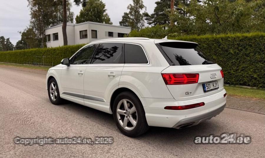 Balts Audi Q7 2016 Tallina, ar dzinēja tilpumu 3.00 L un nobraukumu 301 tūkst. km par 21800 €, foto 4 vietnē AUTOMOTO.COM.LV