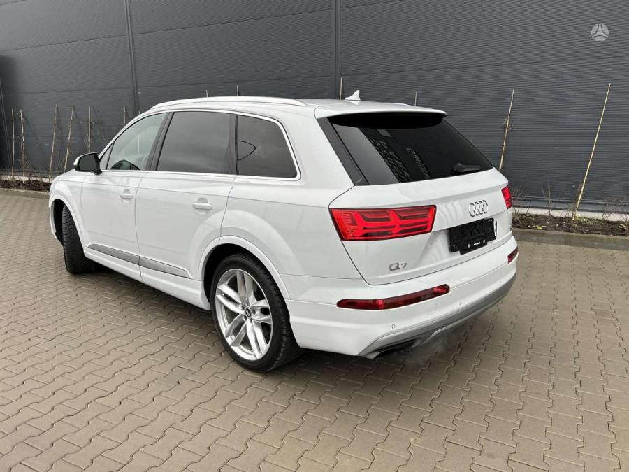 Balts Audi Q7 2017 Viļņa, ar dzinēja tilpumu 3.00 L un nobraukumu 257 tūkst. km par 17999 €, foto 3 vietnē AUTOMOTO.COM.LV