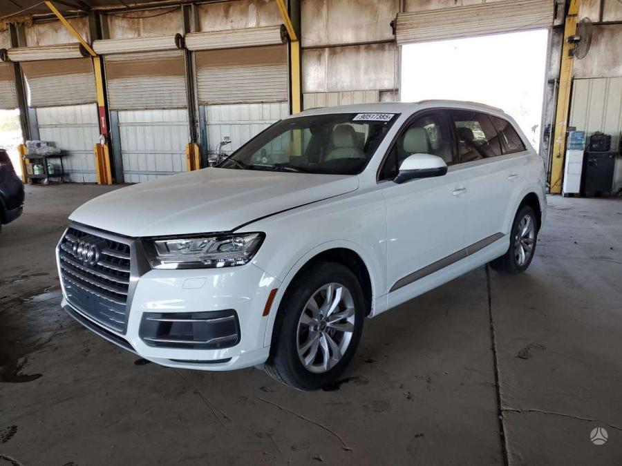 White Audi Q7 2017 in Vilnius, with an engine capacity of 1.98 L and mileage of 146 thousand km for 14900 €, photo 5 on AUTOMOTO.COM.LV