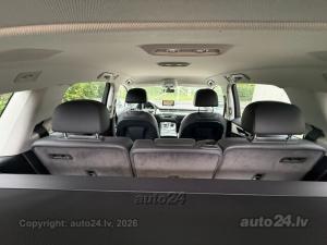 White Audi Q7 2017 in Tallinn, with an engine capacity of 3.00 L and mileage of 106 thousand km for 32900 €, photo 16 on AUTOMOTO.COM.LV