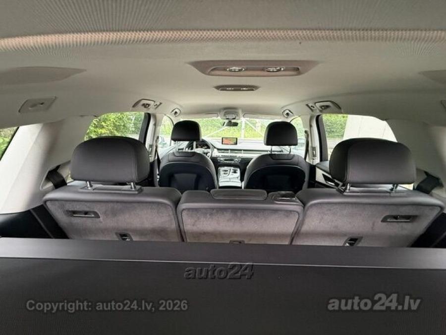 White Audi Q7 2017 in Tallinn, with an engine capacity of 3.00 L and mileage of 106 thousand km for 32900 €, photo 16 on AUTOMOTO.COM.LV