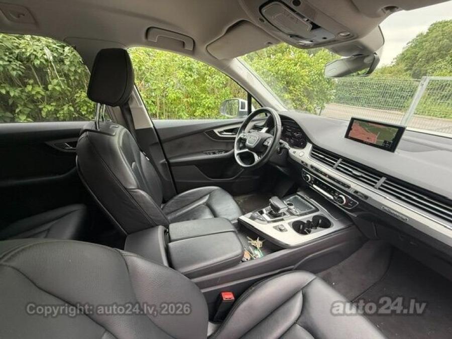 White Audi Q7 2017 in Tallinn, with an engine capacity of 3.00 L and mileage of 106 thousand km for 32900 €, photo 17 on AUTOMOTO.COM.LV