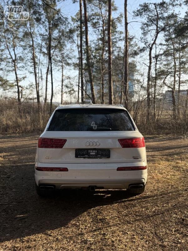 Balts Audi Q7 2017 Viļņa, ar dzinēja tilpumu 3.00 L un nobraukumu 275 tūkst. km par 18700 €, foto 3 vietnē AUTOMOTO.COM.LV