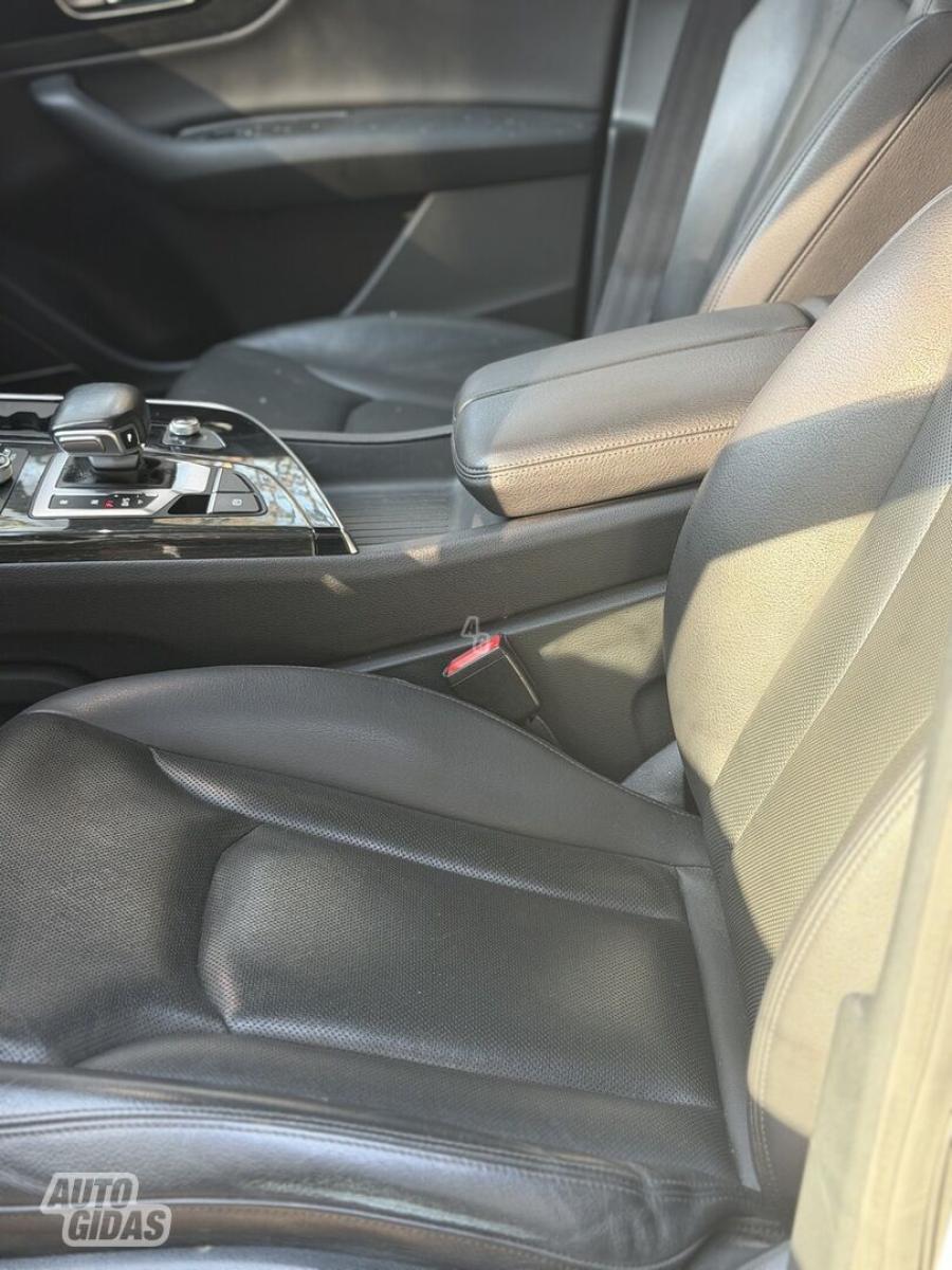 Balts Audi Q7 2017 Viļņa, ar dzinēja tilpumu 3.00 L un nobraukumu 275 tūkst. km par 18700 €, foto 31 vietnē AUTOMOTO.COM.LV