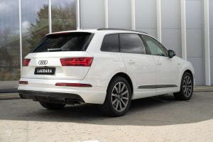 White Audi Q7 2017 in Vilnius, with an engine capacity of 3.00 L and mileage of 185 thousand km for 26400 €, photo 8 on AUTOMOTO.COM.LV