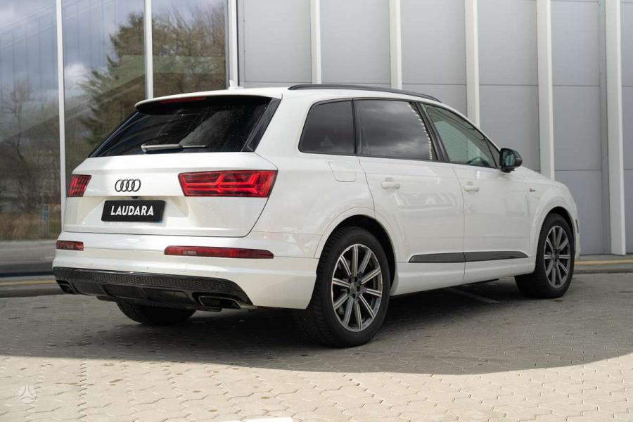 White Audi Q7 2017 in Vilnius, with an engine capacity of 3.00 L and mileage of 185 thousand km for 26400 €, photo 8 on AUTOMOTO.COM.LV