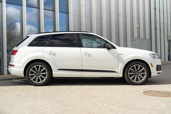 Balts Audi Q7 2017 Viļņa, ar dzinēja tilpumu 3.00 L un nobraukumu 185 tūkst. km par 26400 €, foto 8 vietnē AUTOMOTO.COM.LV
