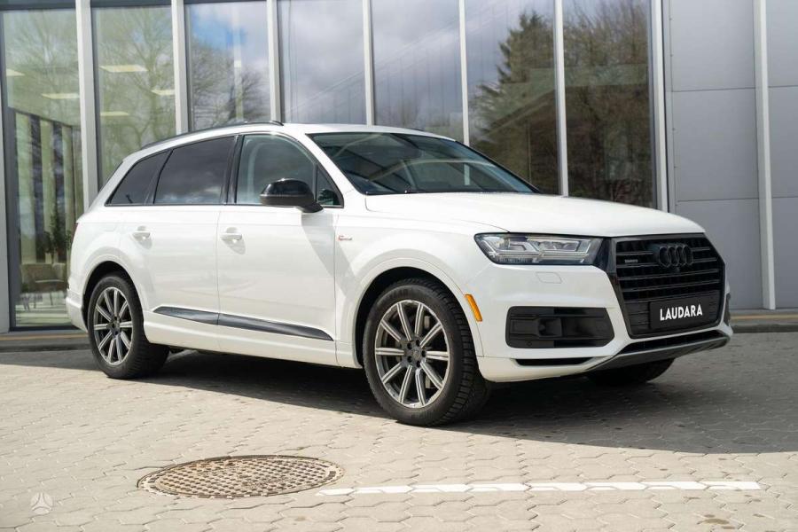 White Audi Q7 2017 in Vilnius, with an engine capacity of 3.00 L and mileage of 185 thousand km for 26400 €, photo 10 on AUTOMOTO.COM.LV