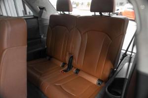 White Audi Q7 2017 in Vilnius, with an engine capacity of 3.00 L and mileage of 185 thousand km for 26400 €, photo 16 on AUTOMOTO.COM.LV