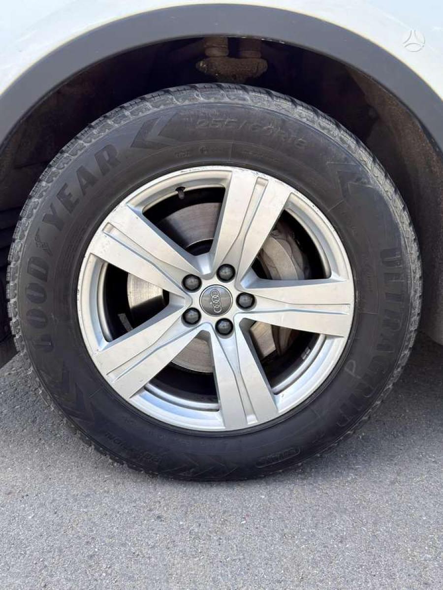 Balts Audi Q7 2017 Kauņa, ar dzinēja tilpumu 2.97 L un nobraukumu 177 tūkst. km par 27000 €, foto 8 vietnē AUTOMOTO.COM.LV