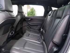 Balts Audi Q7 2017 Klaipėda, ar dzinēja tilpumu 3.00 L un nobraukumu 270 tūkst. km par 18300 €, foto 24 vietnē AUTOMOTO.COM.LV
