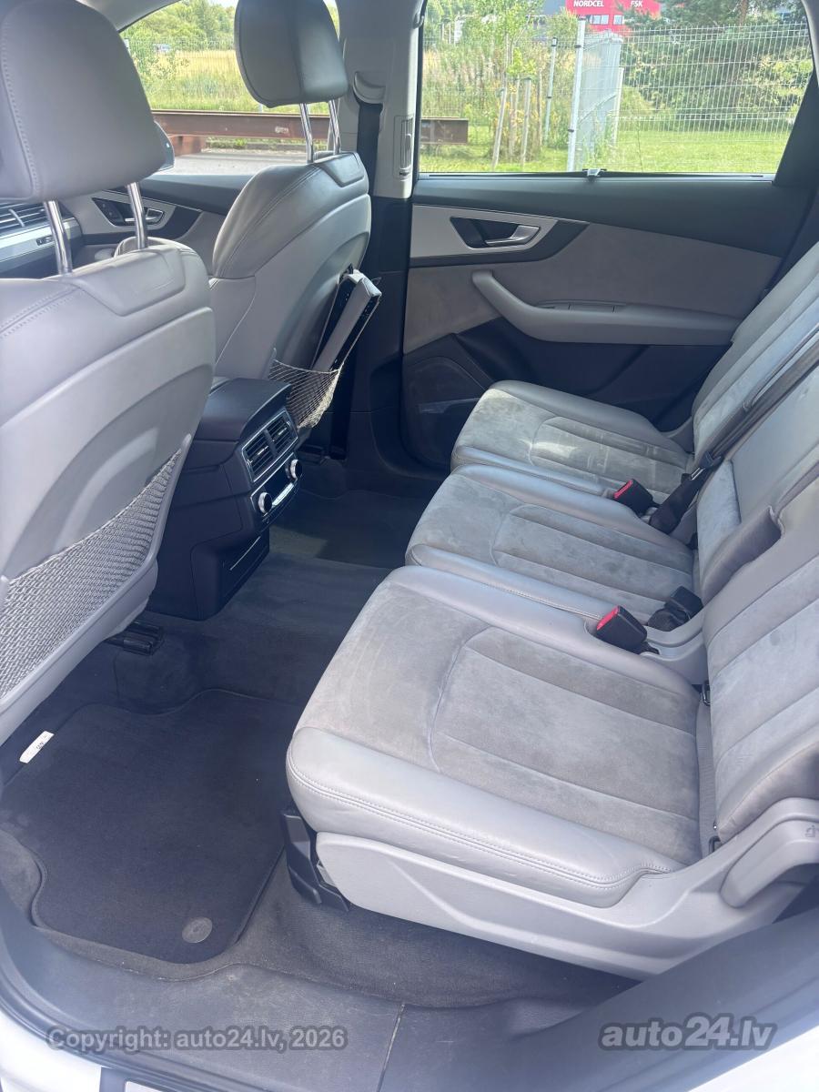 Balts Audi Q7 2017 Tallina, ar dzinēja tilpumu 3.00 L un nobraukumu 165 tūkst. km par 30400 €, foto 8 vietnē AUTOMOTO.COM.LV