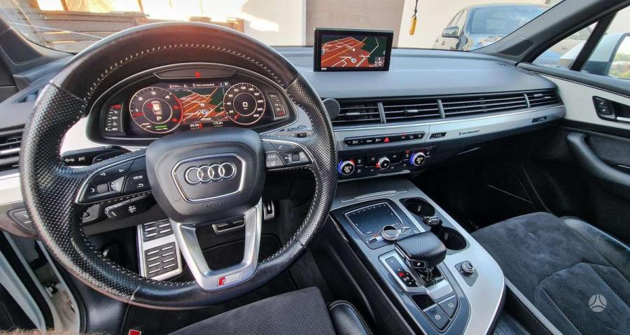 White Audi Q7 2017 in Mazeikiai, with an engine capacity of 2.97 L and mileage of 356 thousand km for 19999 €, photo 14 on AUTOMOTO.COM.LV