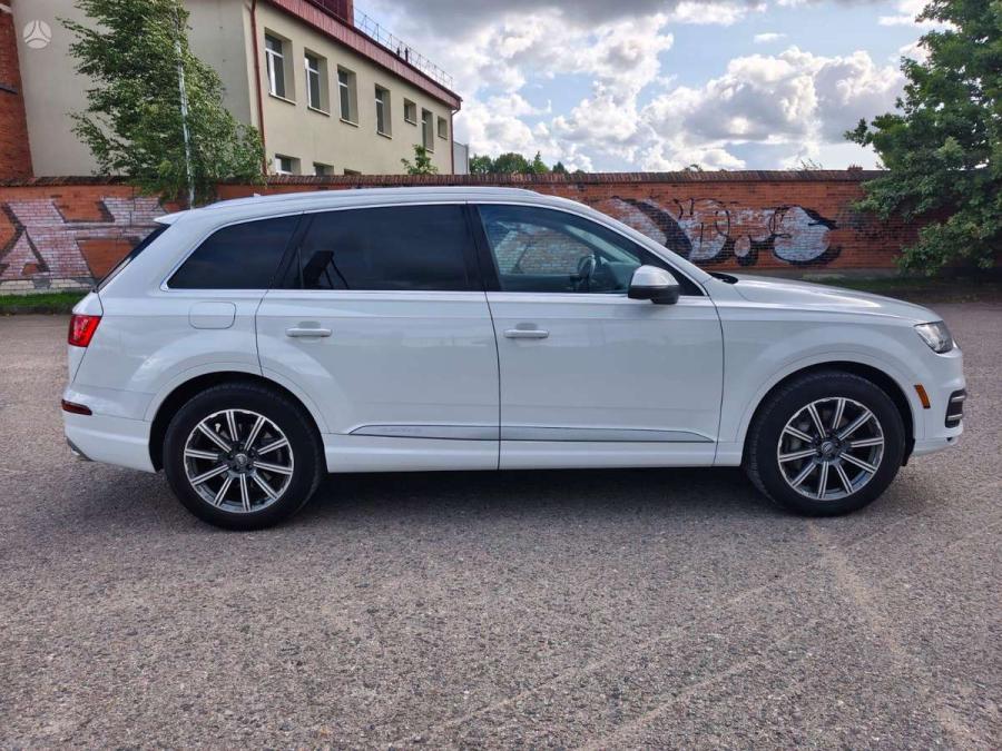 Balts Audi Q7 2017 Šauļi, ar dzinēja tilpumu 3.00 L un nobraukumu 270 tūkst. km par 18500 €, foto 7 vietnē AUTOMOTO.COM.LV