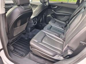 Balts Audi Q7 2017 Šauļi, ar dzinēja tilpumu 3.00 L un nobraukumu 270 tūkst. km par 18500 €, foto 11 vietnē AUTOMOTO.COM.LV