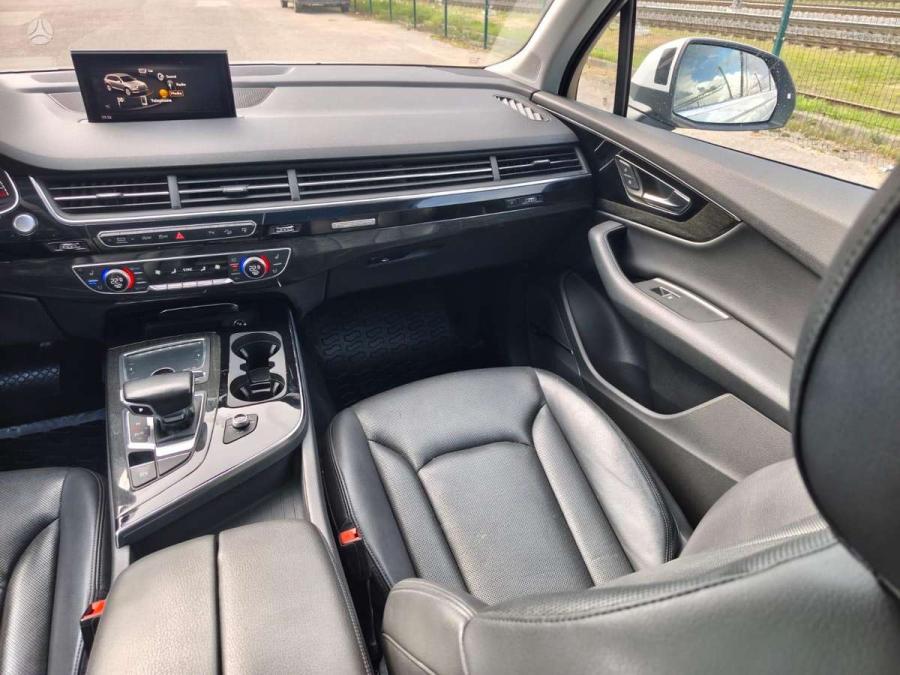 Balts Audi Q7 2017 Šauļi, ar dzinēja tilpumu 3.00 L un nobraukumu 270 tūkst. km par 18500 €, foto 14 vietnē AUTOMOTO.COM.LV