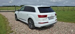 White Audi Q7 2017 in Klaipeda, with an engine capacity of 3.00 L and mileage of 200 thousand km for 17499 €, photo 9 on AUTOMOTO.COM.LV