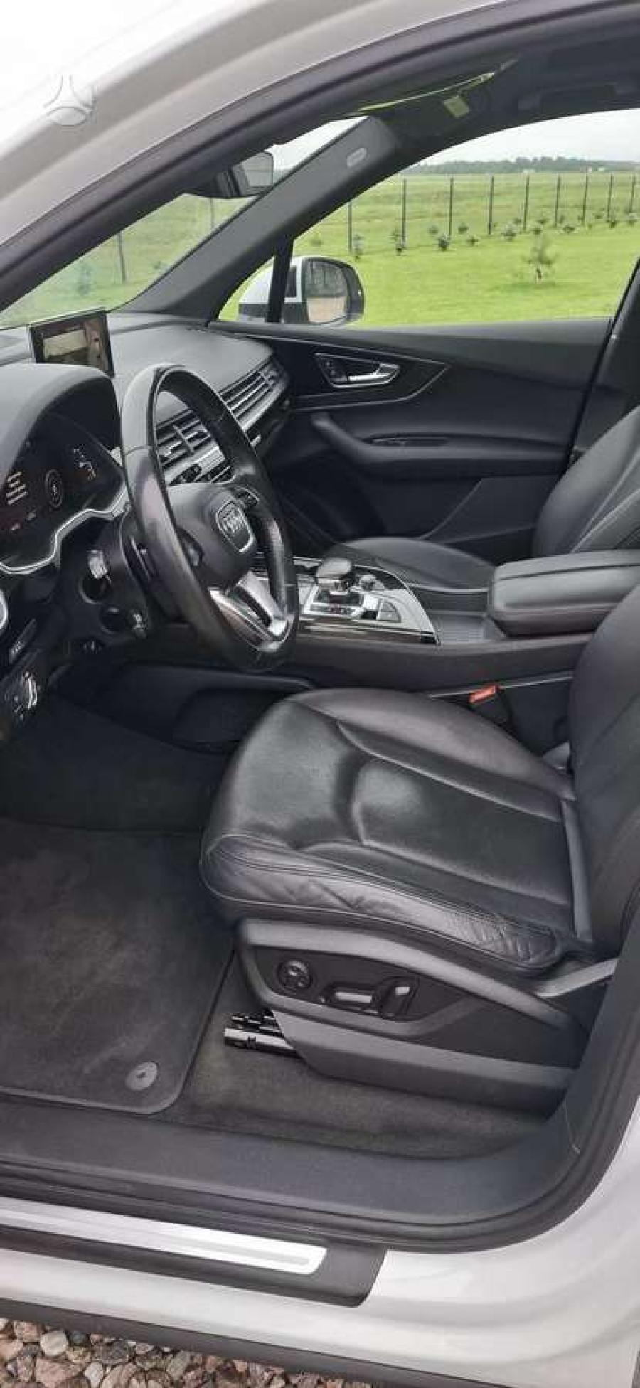 White Audi Q7 2017 in Klaipeda, with an engine capacity of 3.00 L and mileage of 200 thousand km for 17499 €, photo 12 on AUTOMOTO.COM.LV