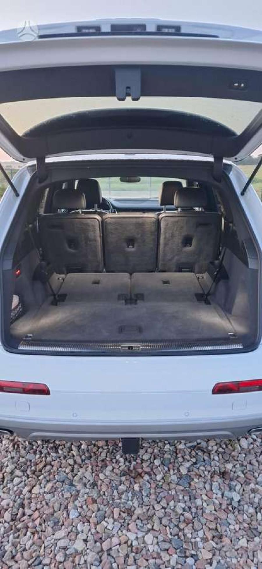 White Audi Q7 2017 in Klaipeda, with an engine capacity of 3.00 L and mileage of 200 thousand km for 17499 €, photo 15 on AUTOMOTO.COM.LV