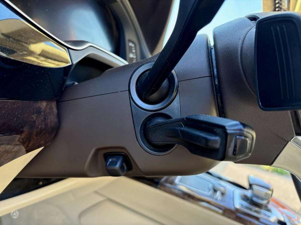 Balts Audi Q7 2017 Klaipėda, ar dzinēja tilpumu 3.00 L un nobraukumu 333 tūkst. km par 19000 €, foto 8 vietnē AUTOMOTO.COM.LV