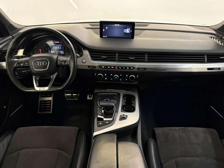 White Audi Q7 2018 in Marijampole, with an engine capacity of 2.97 L and mileage of 264 thousand km for 24950 €, photo 22 on AUTOMOTO.COM.LV