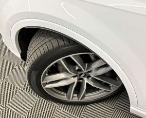 White Audi Q7 2018 in Marijampole, with an engine capacity of 2.97 L and mileage of 264 thousand km for 24950 €, photo 26 on AUTOMOTO.COM.LV