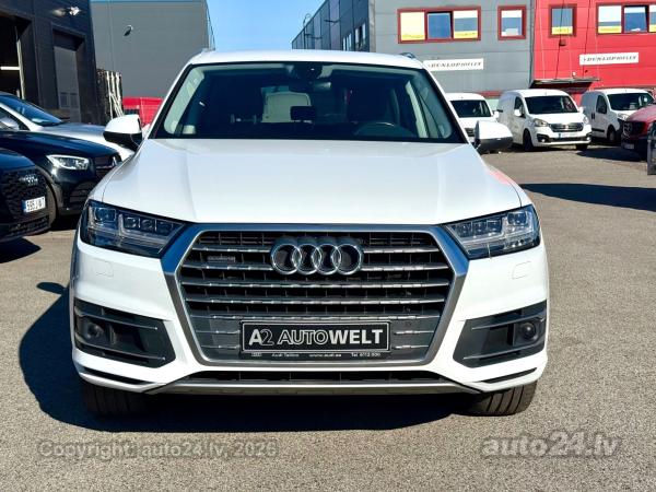 Audi Q7 2018 in Tallinn on AUTOMOTO.COM.LV White Audi Q7 2018 in Tallinn, with an engine capacity of 3.00 L and mileage of 188 thousand km for 28000 €, photo 3 on AUTOMOTO.COM.LV