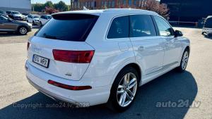 White Audi Q7 2018 in Tallinn, with an engine capacity of 3.00 L and mileage of 188 thousand km for 28000 €, photo 9 on AUTOMOTO.COM.LV