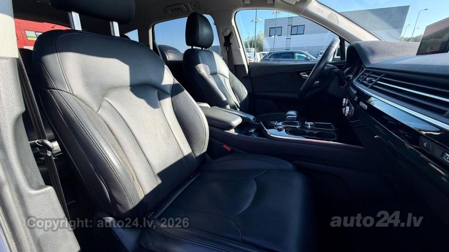 White Audi Q7 2018 in Tallinn, with an engine capacity of 3.00 L and mileage of 188 thousand km for 28000 €, photo 12 on AUTOMOTO.COM.LV