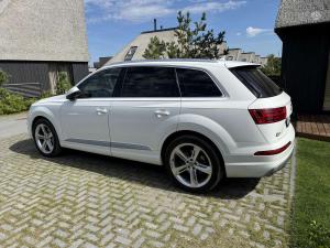 White Audi Q7 2018 in Vilnius, with an engine capacity of 2.97 L and mileage of 235 thousand km for 22000 €, photo 7 on AUTOMOTO.COM.LV