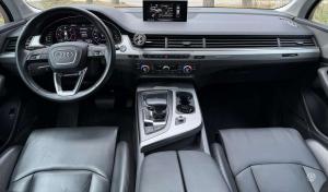 White Audi Q7 2018 in Vilnius, with an engine capacity of 2.97 L and mileage of 235 thousand km for 22000 €, photo 8 on AUTOMOTO.COM.LV