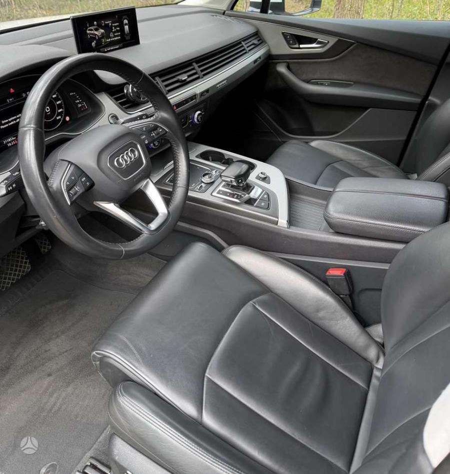 White Audi Q7 2018 in Vilnius, with an engine capacity of 2.97 L and mileage of 235 thousand km for 22000 €, photo 9 on AUTOMOTO.COM.LV