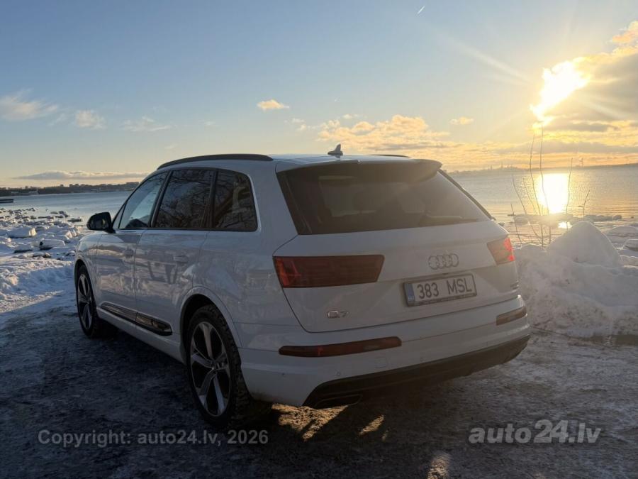 White Audi Q7 2019 in Tallinn, with an engine capacity of 3.00 L and mileage of 72 thousand km for 45500 €, photo 6 on AUTOMOTO.COM.LV